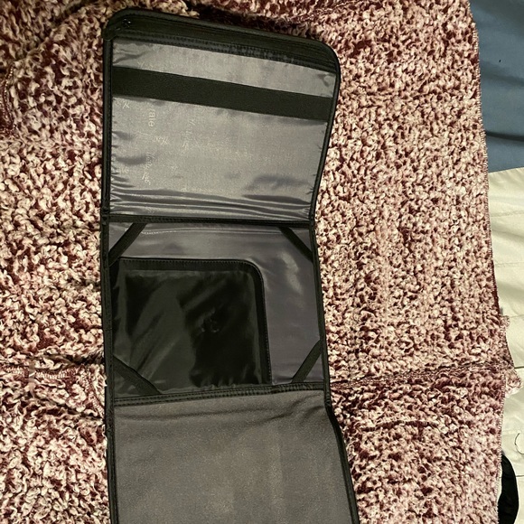 thirty-one | Accessories | Thirty One Case | Poshmark